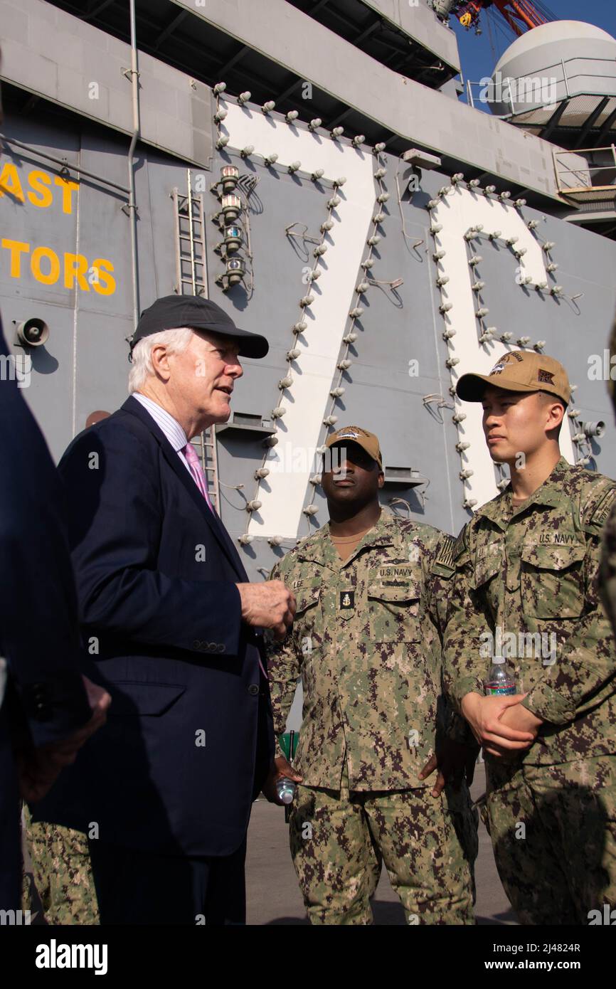 Bridge deck japan maritime hi-res stock photography and images - Alamy