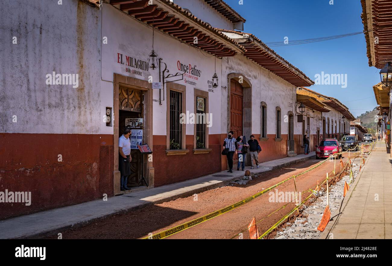 Mexican colonial architecture hi-res stock photography and images - Alamy