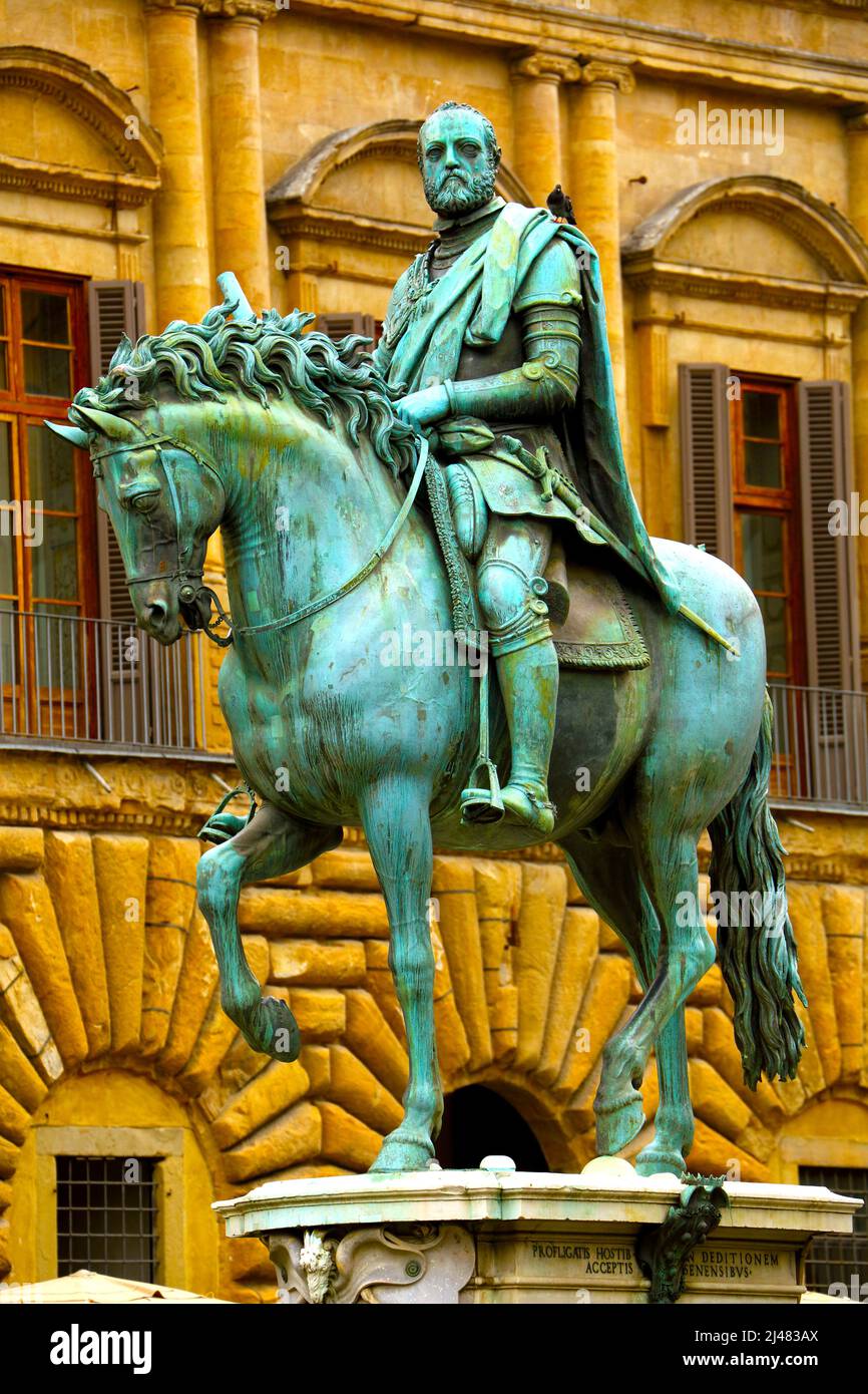 Statue of Cosimo I by Giambologna standing in Piazza Della Signoria in ...