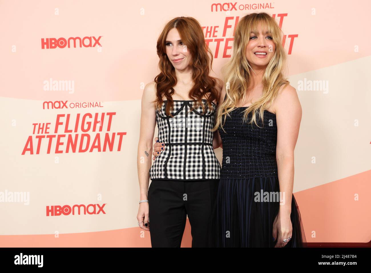 Kaley cuoco attend hi-res stock photography and images - Alamy