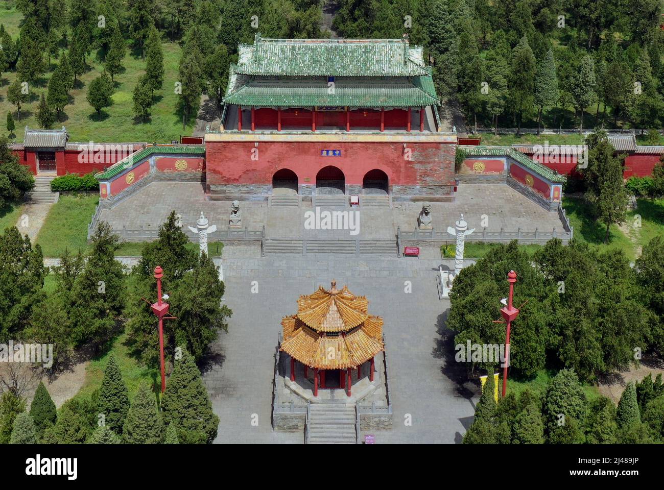 Zhengzhou. 7th Apr, 2022. Aerial photo taken on April 7, 2022 shows ...