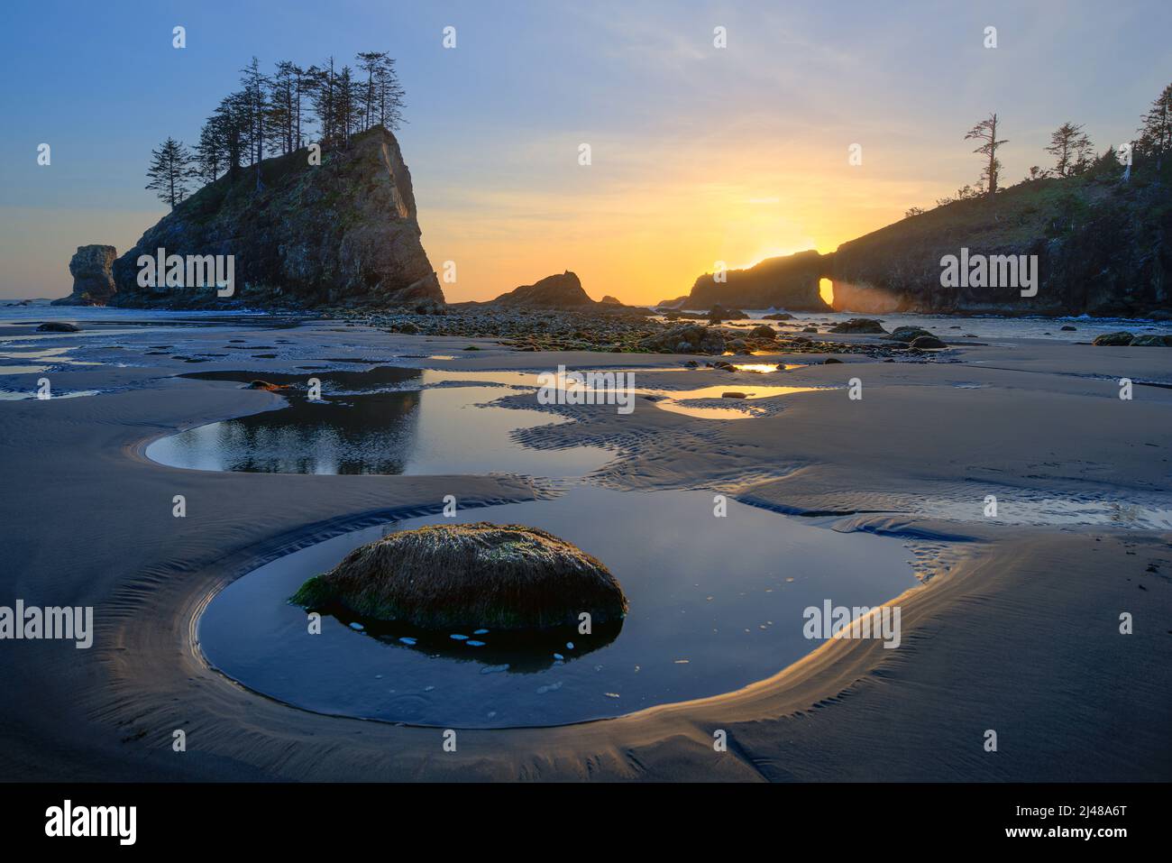 Second beach sunset hi-res stock photography and images - Alamy