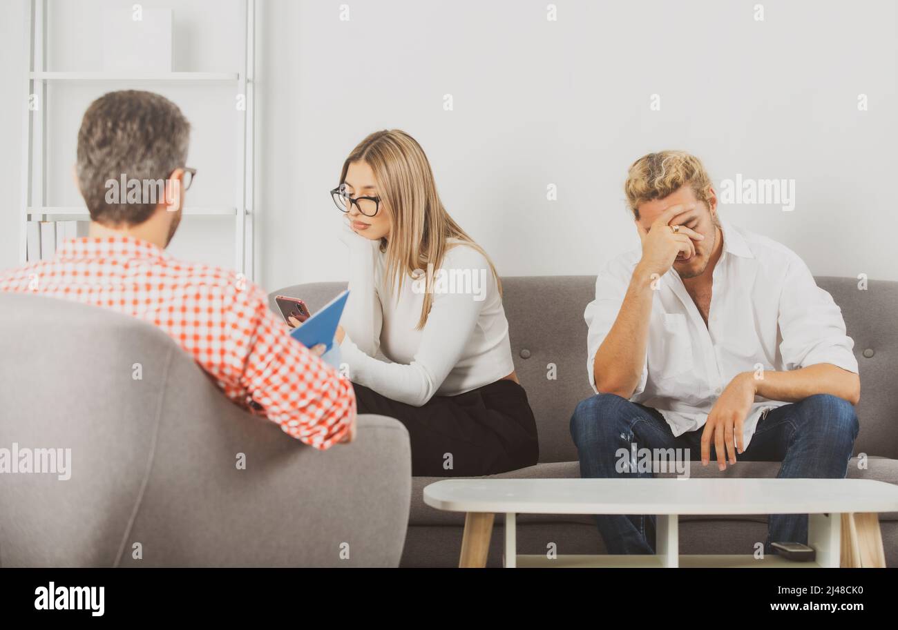 Couple discussing feelings hi-res stock photography and images - Alamy
