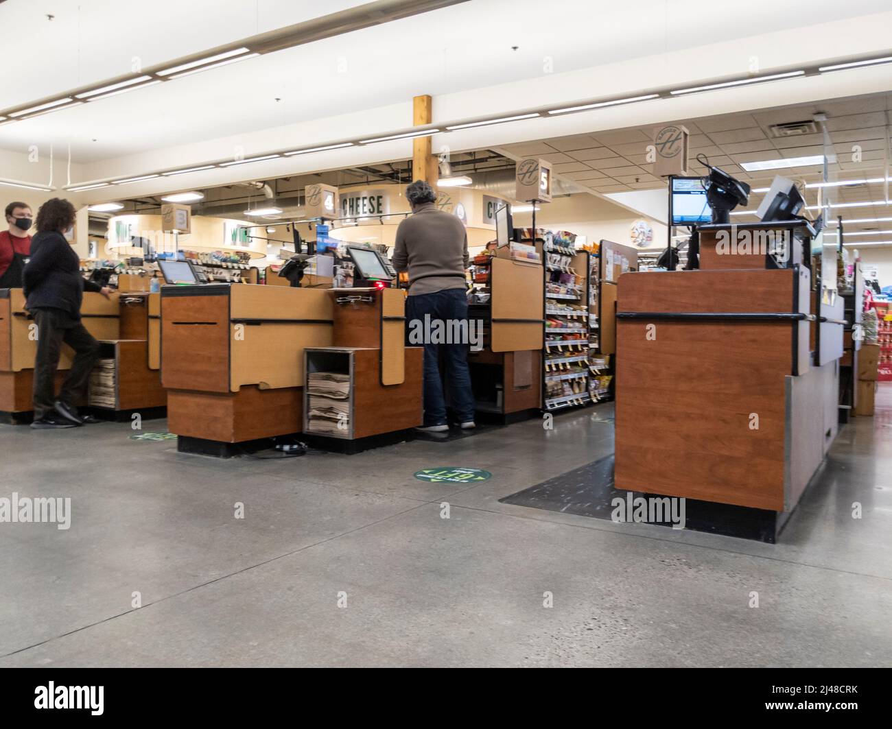 Cashier's check hi-res stock photography and images - Alamy