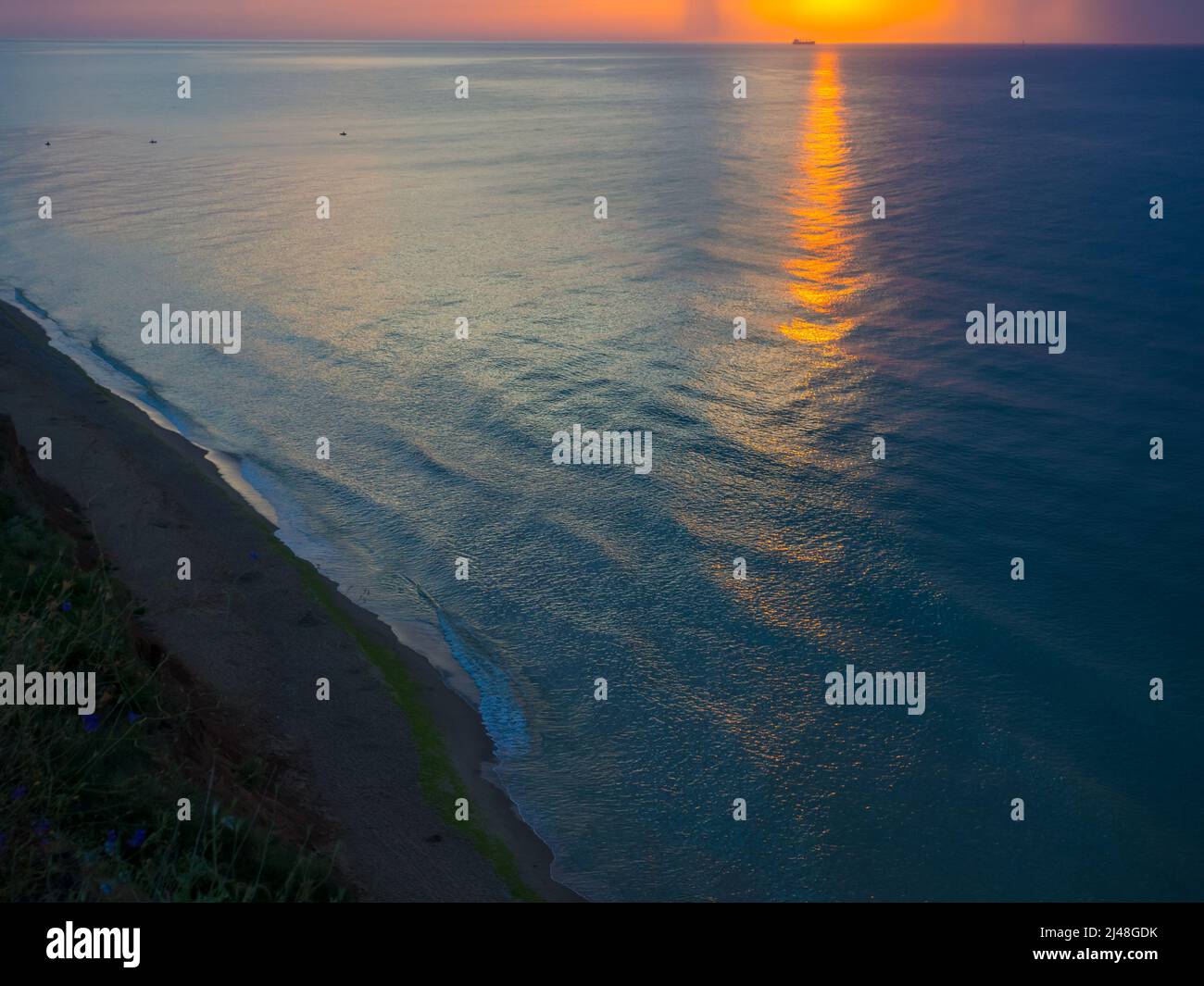 Wave sunrise hi-res stock photography and images - Alamy