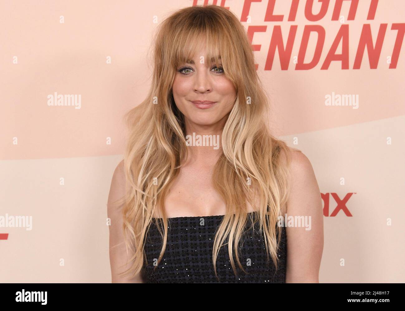 Kaley cuoco hi-res stock photography and images - Alamy
