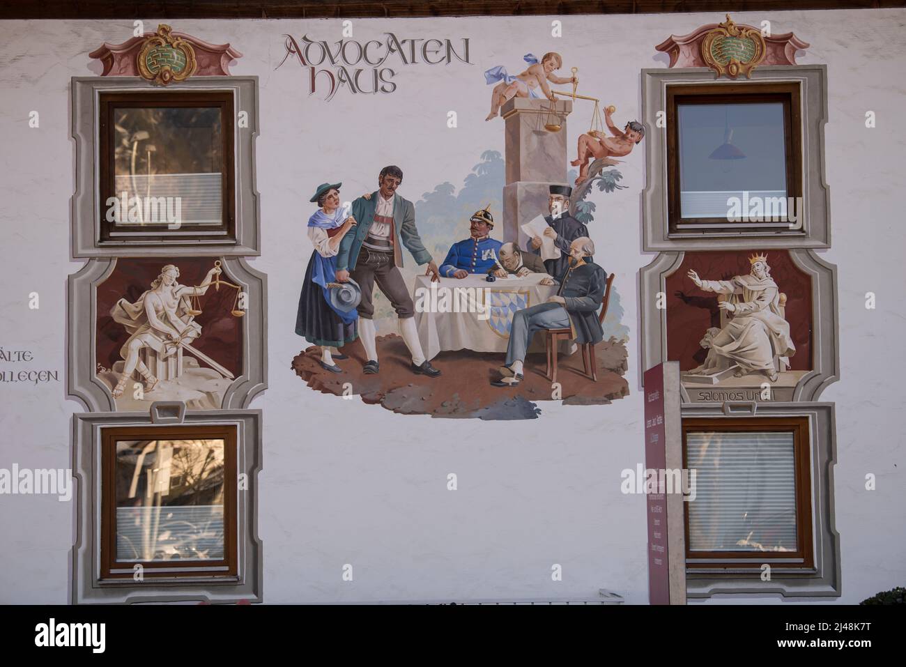 Garmisch-Partenkirchen, Germany : The traditional mural style on the ...