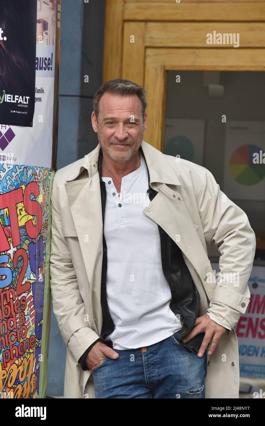 Cologne, Germany. 12th Apr, 2022. Actor Kai Noll poses in the set of ...