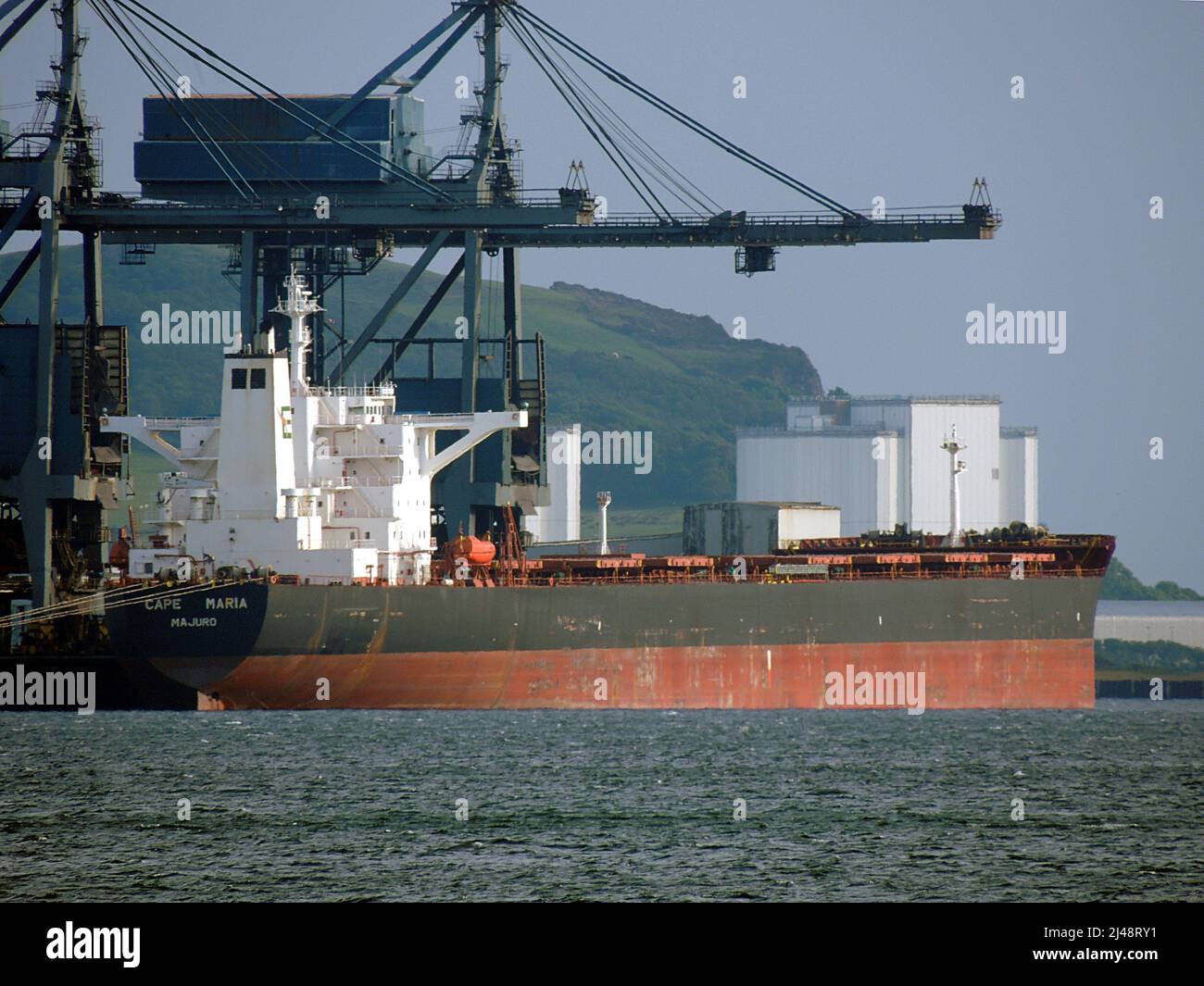 The bulk carrier Cape Maria at Clydeport's (Peel Ports) terminal at ...