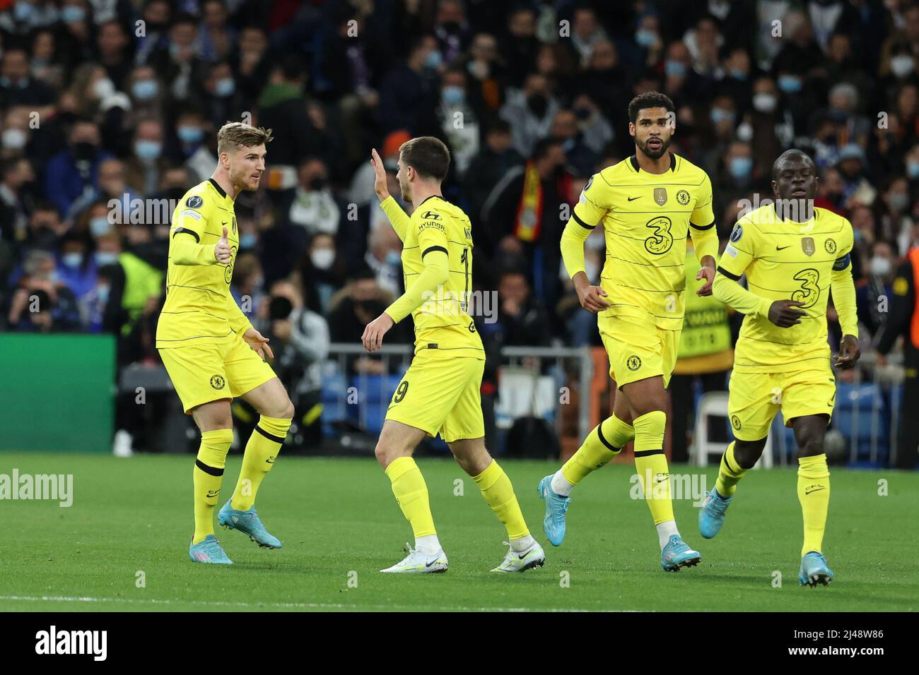 Mason mount goal hi-res stock photography and images - Alamy