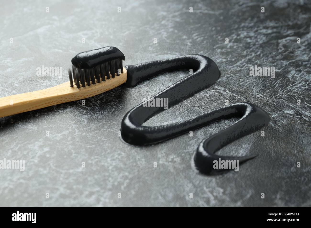 Black person toothpaste hi-res stock photography and images - Alamy