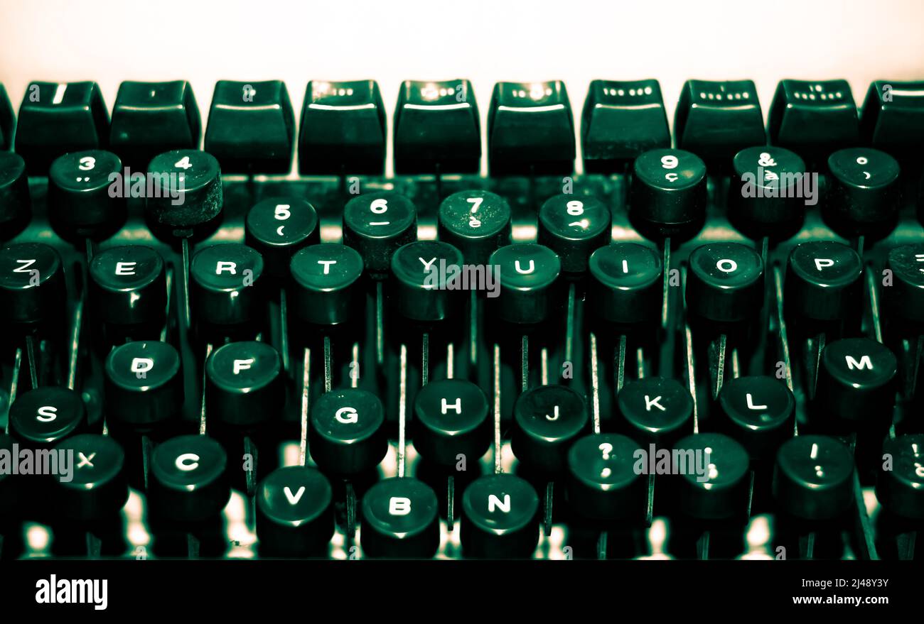 an ancient typewriter Stock Photo - Alamy