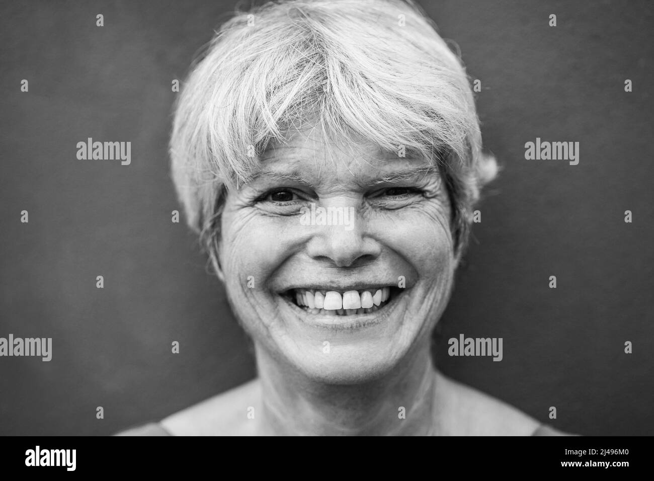 Portrait london woman 60s hi-res stock photography and images - Alamy