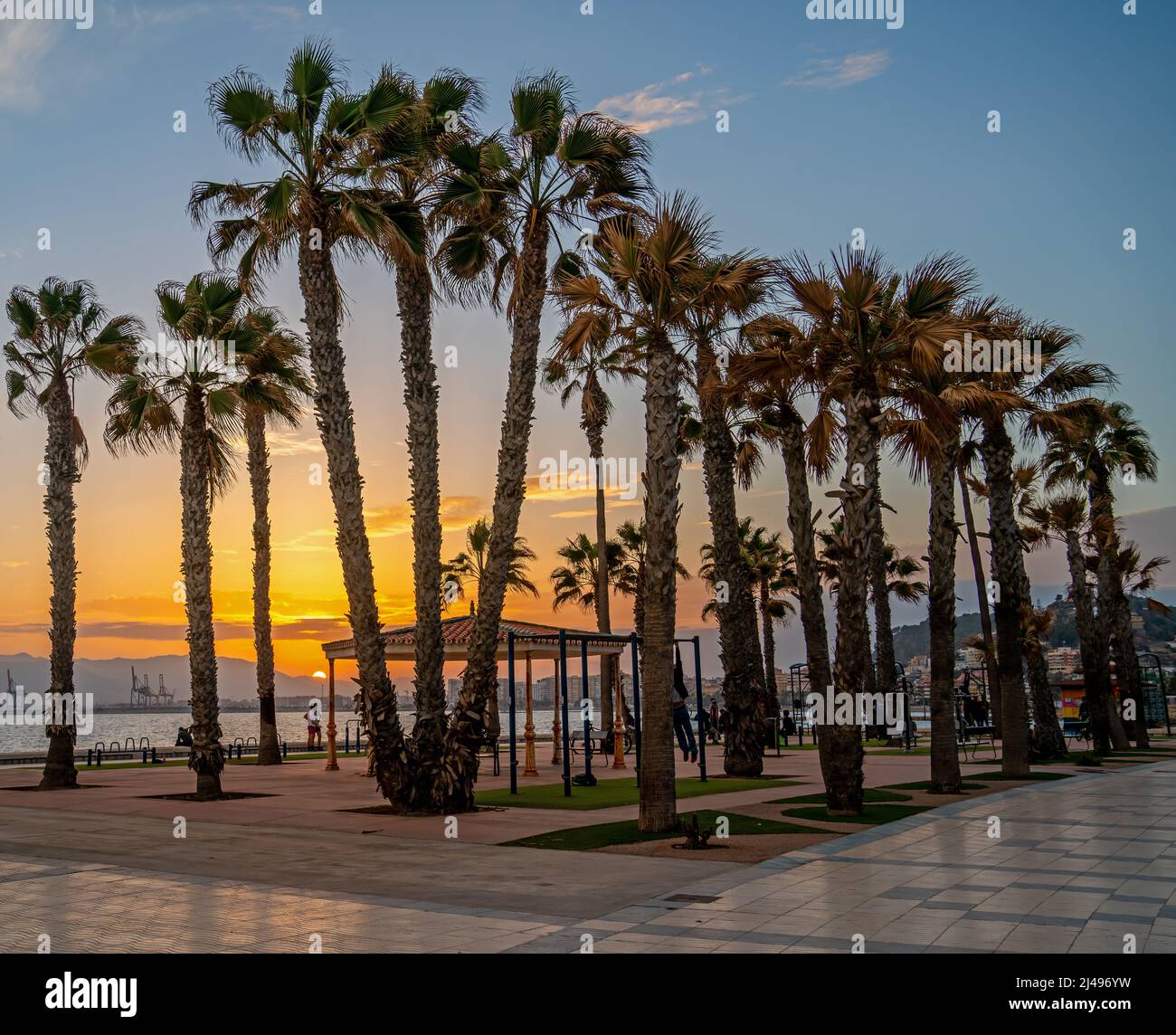 Idyllic romantic setting hi-res stock photography and images - Alamy