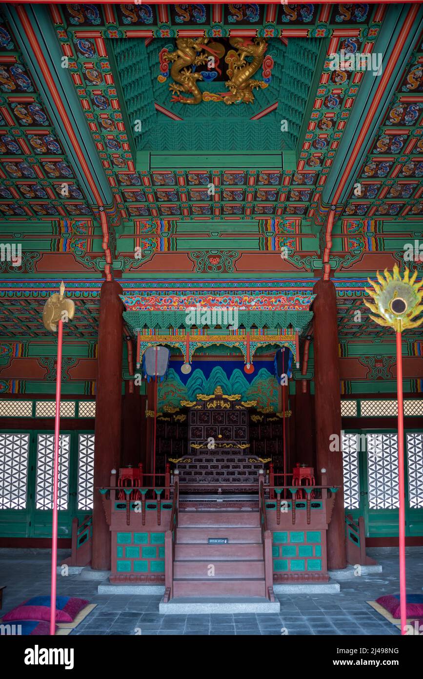 Royal throne at Gyeonghui Palace Gyeonghuigung built by the Joseon ...