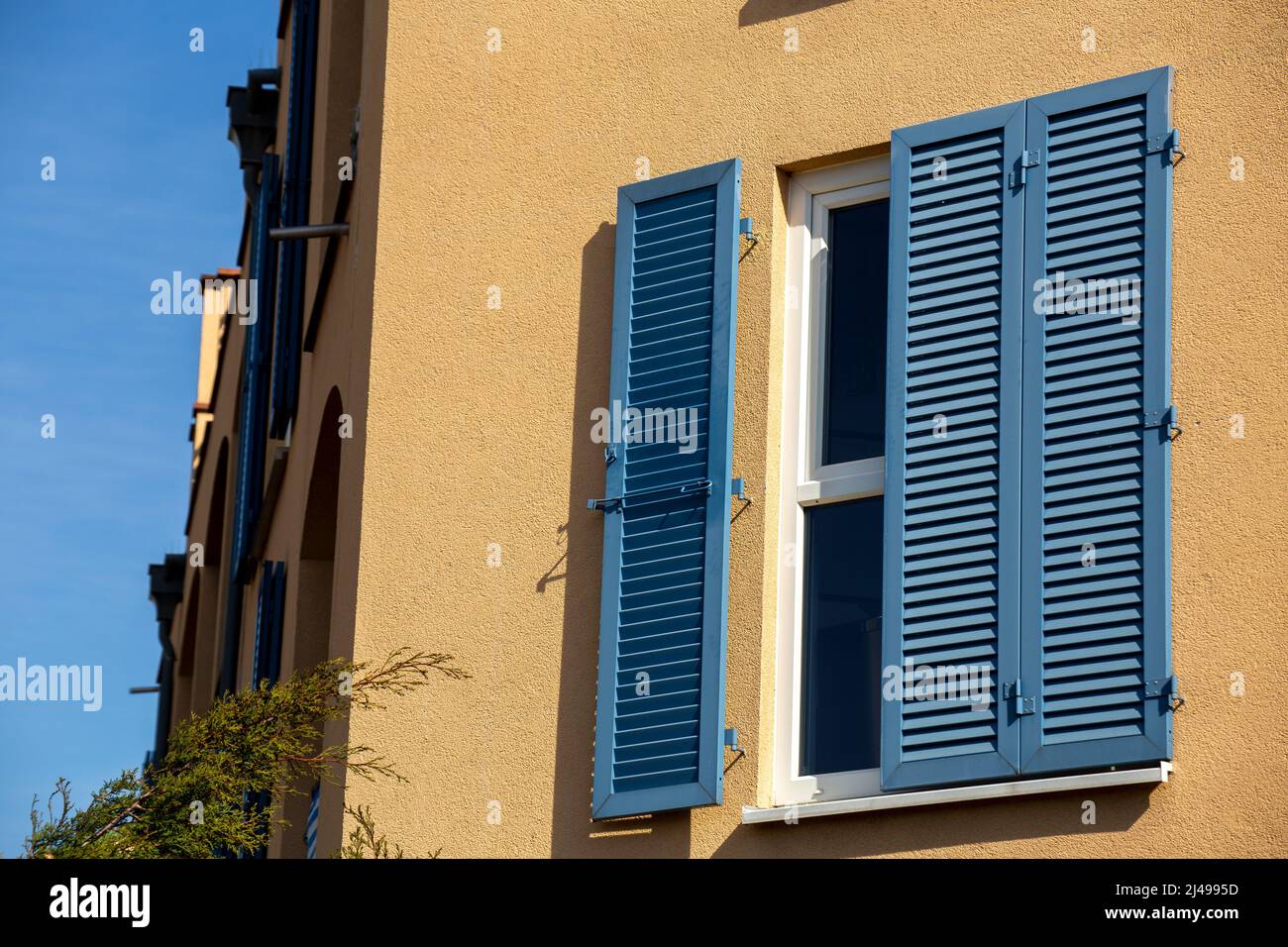 Mediterranean Windows