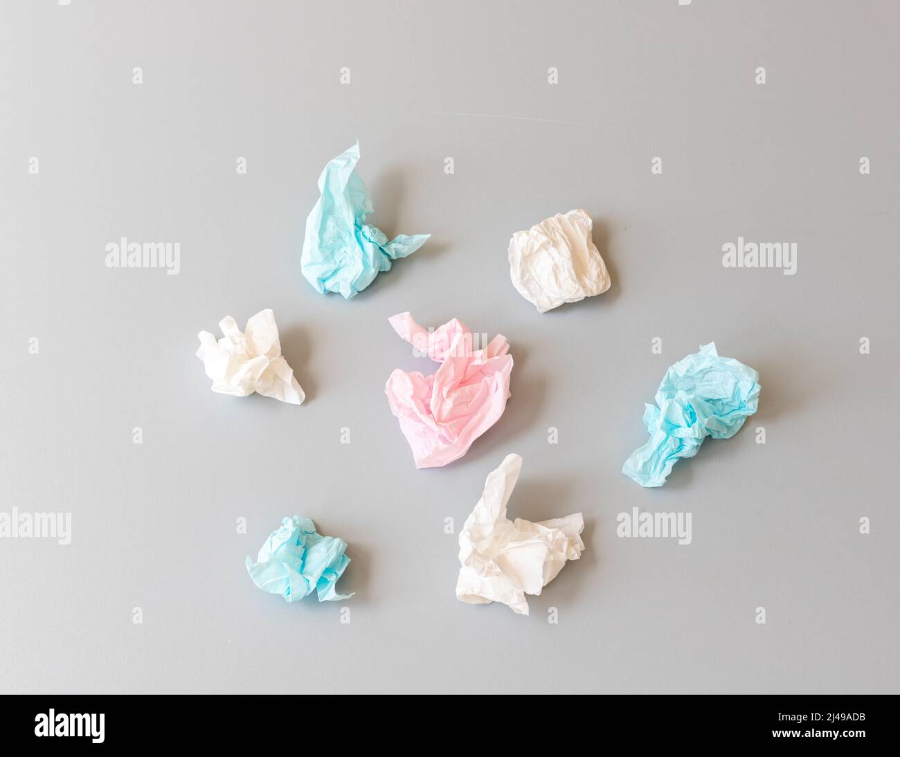 Tissue paper hi-res stock photography and images - Alamy