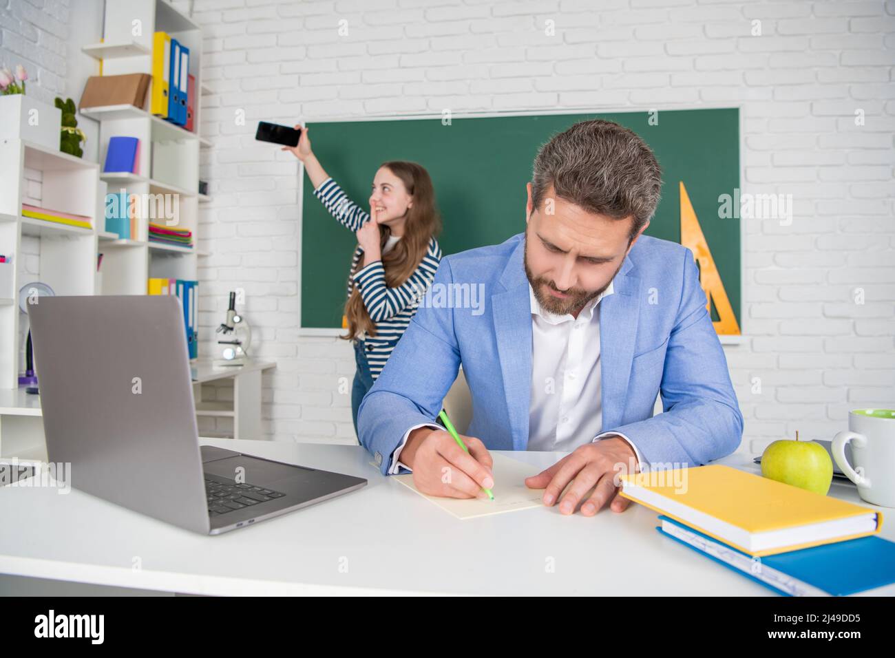 Video making in classroom hi-res stock photography and images - Alamy