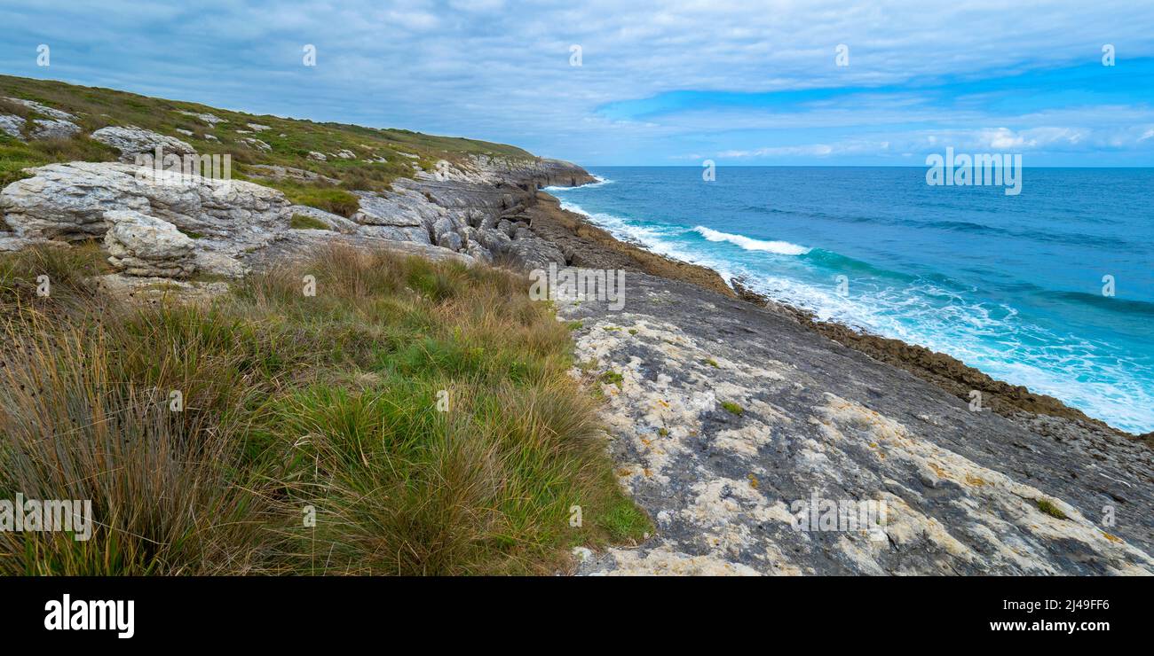 Coastline View, Oyambre Natural Park, Cantabrian Sea, Cantabria, Spain ...