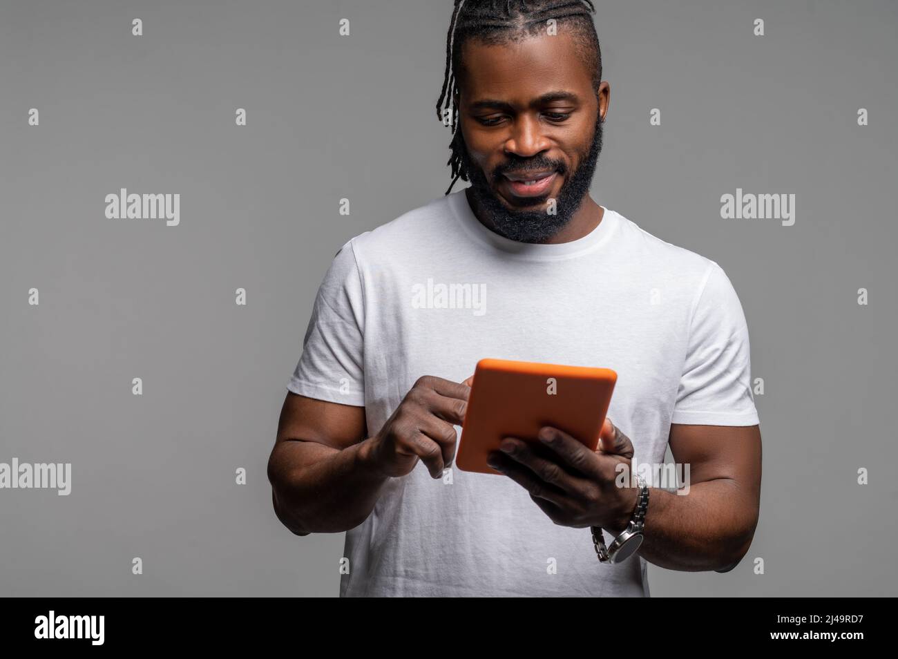 Surfing the net hi-res stock photography and images - Alamy