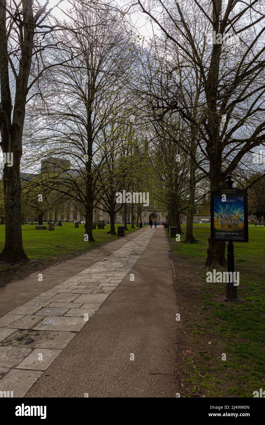 Pictures Of The World Famous Winchester Cathedral In Hampshire England ...