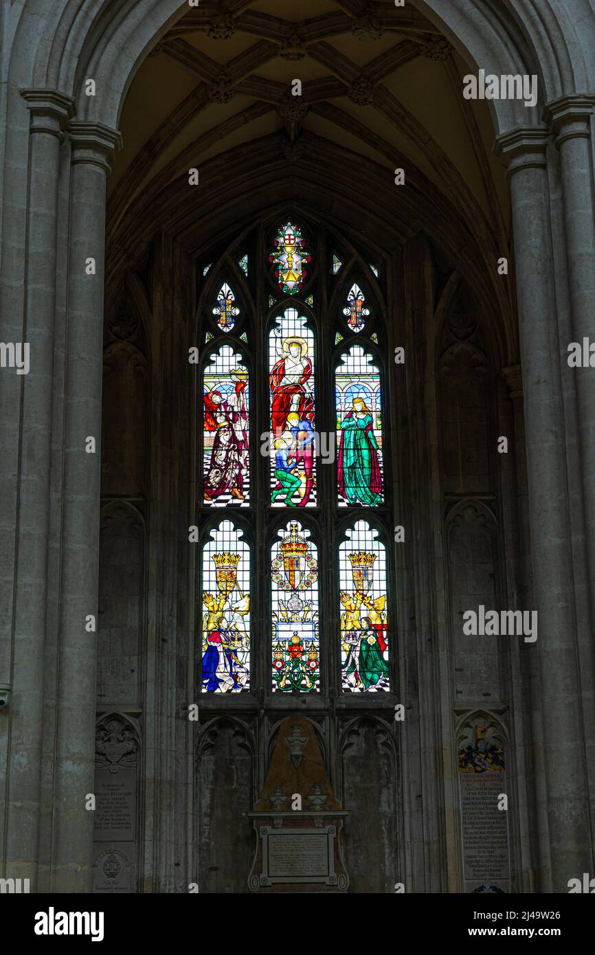 Pictures Of The World Famous Winchester Cathedral In Hampshire England ...