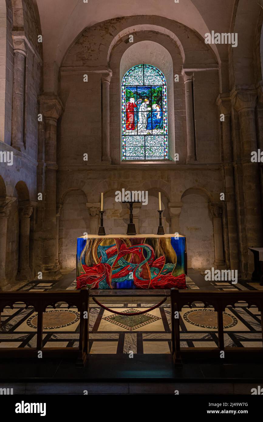 Pictures Of The World Famous Winchester Cathedral In Hampshire England ...