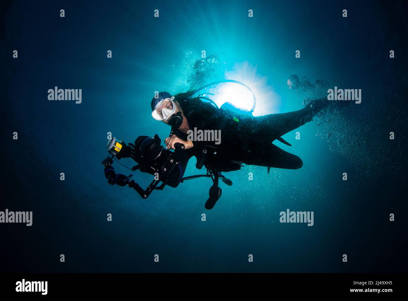 Underwater love hi-res stock photography and images - Alamy