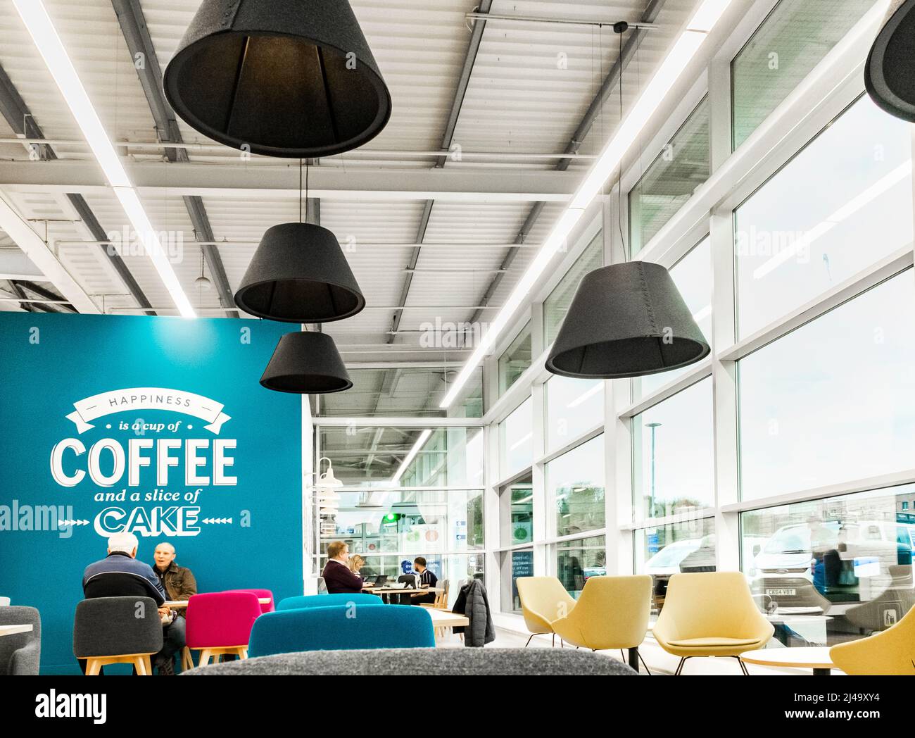 Kidderminster,Worcestershire,England,UK-April 5th 2022: Customers and ...