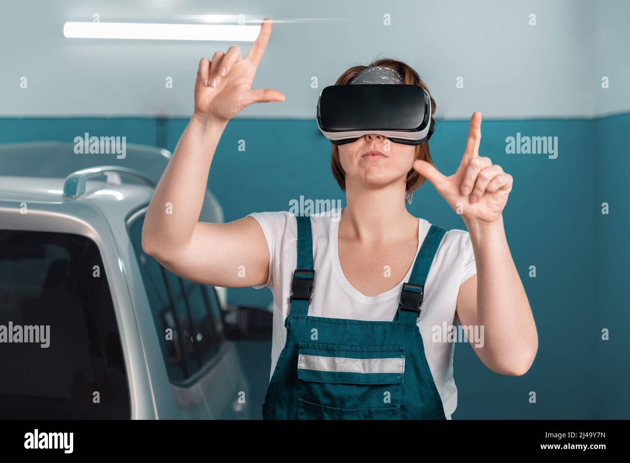 Mechanic visual hi-res stock photography and images - Alamy