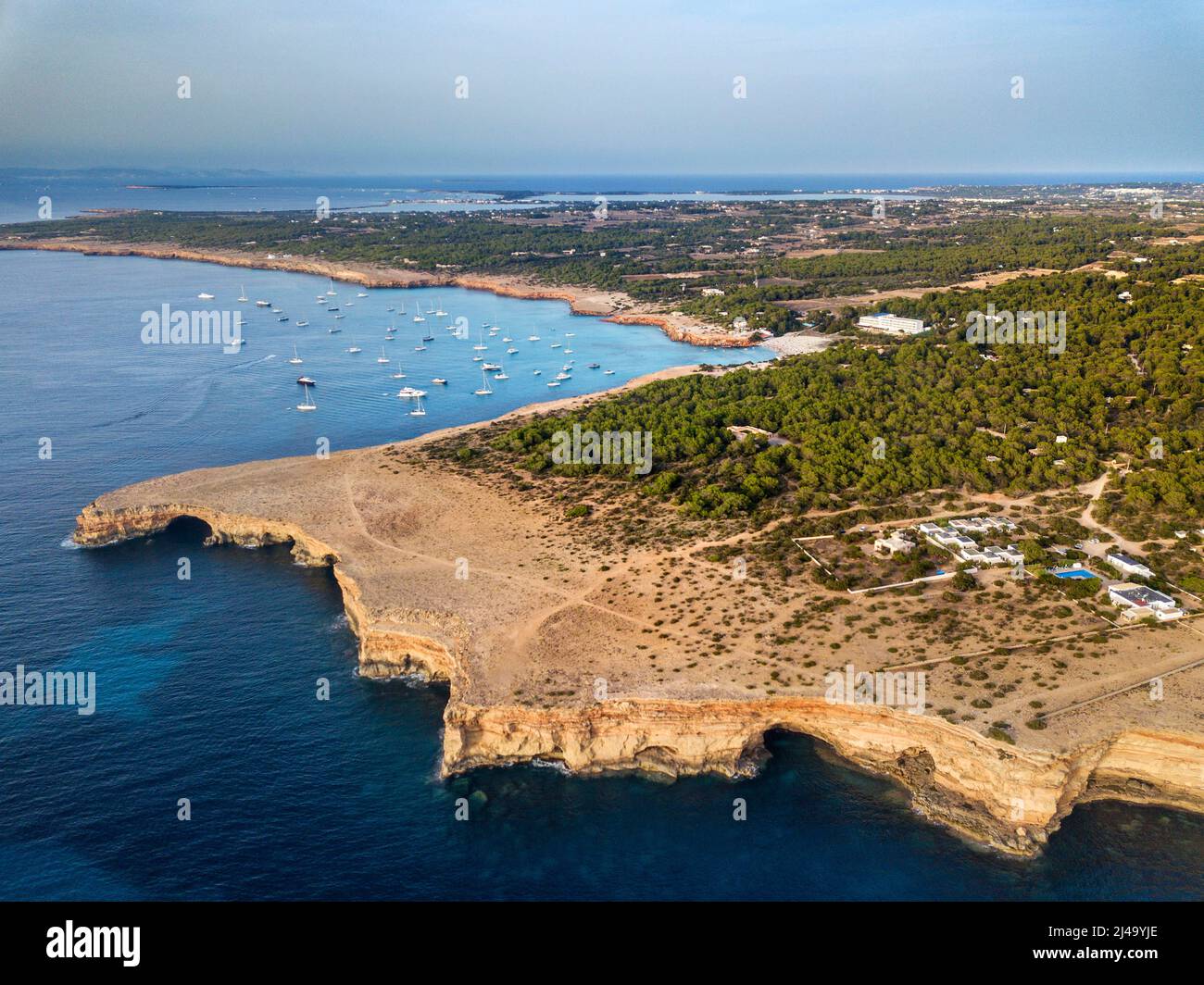 Relaxing near den hi-res stock photography and images - Alamy