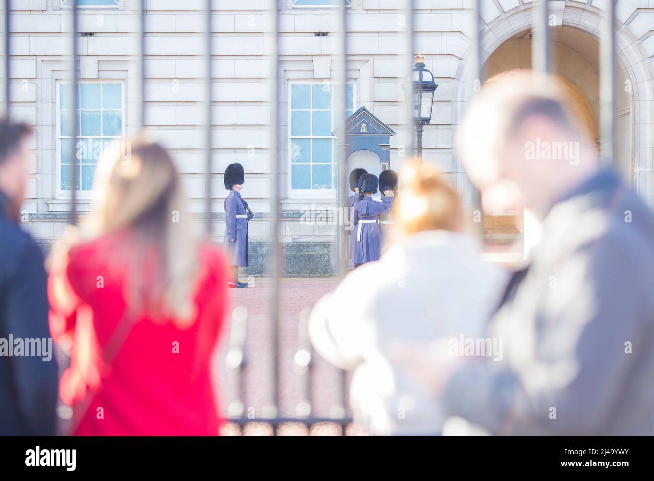 People gather outside Buckingham Palace in central London ahead of ...