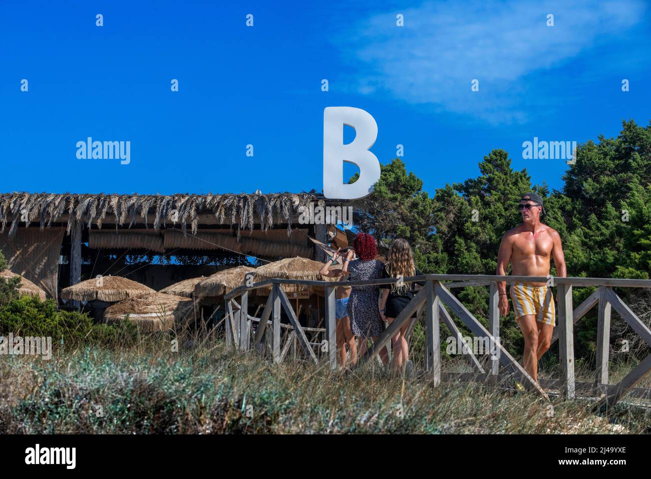 Beso beach club bar restaurant chiringuito in Platja Es Cavall d´en ...