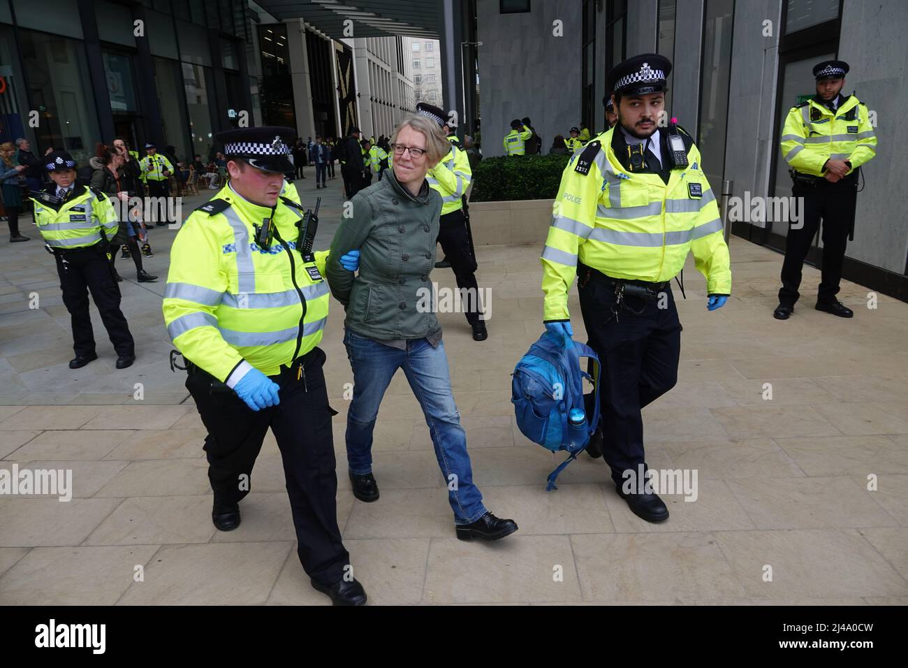 Xr protest london glue hi-res stock photography and images - Alamy