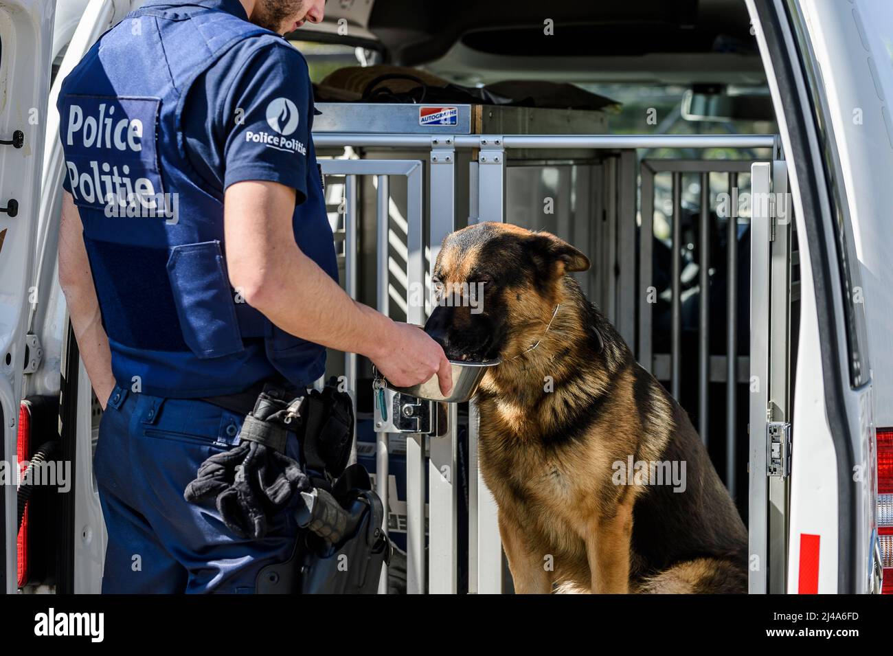 Durcissement des mesures de confinement - les patrouilles de police ...