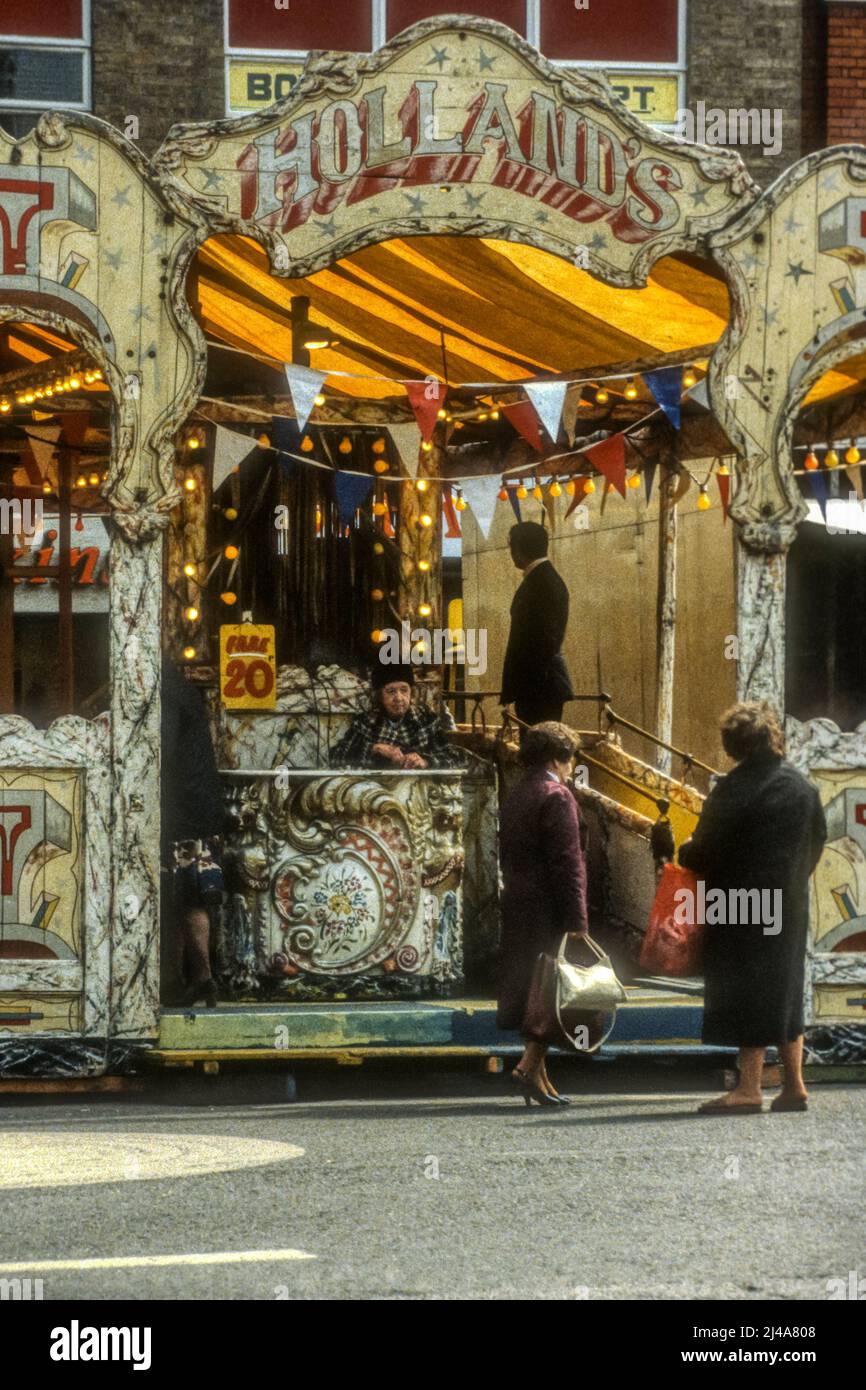 Cakewalks hi-res stock photography and images - Alamy