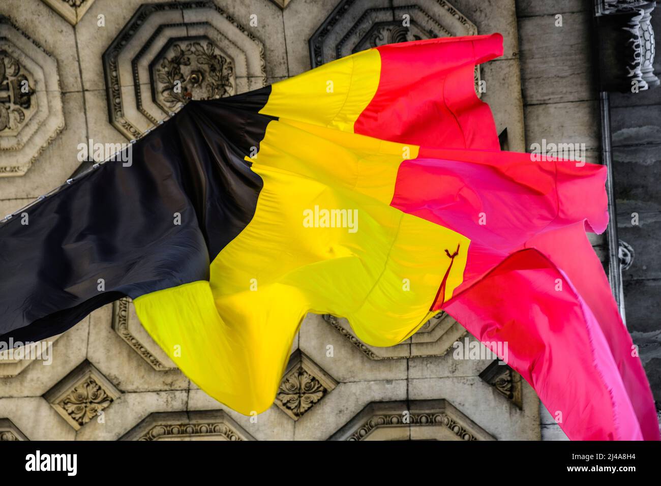Drapeau belge | Belgian flag Stock Photo - Alamy