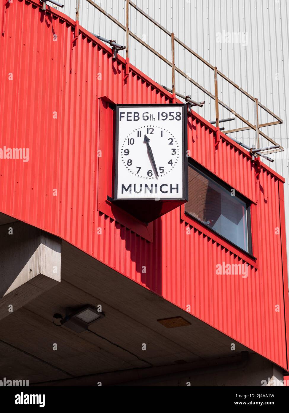 Munich clock manchester united hi-res stock photography and images - Alamy