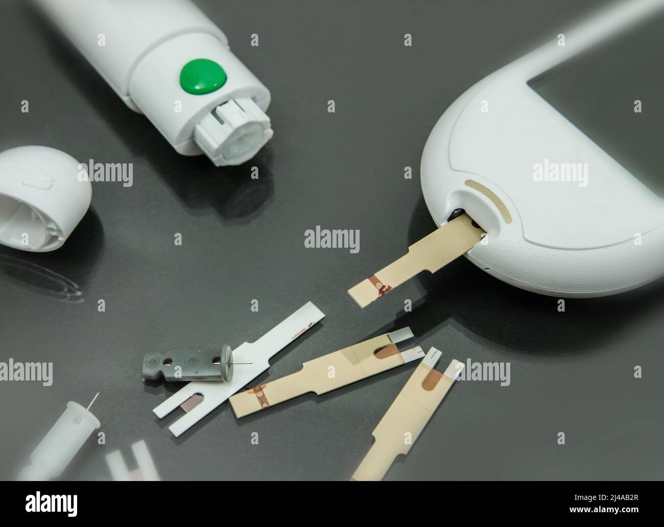Monitoring accuracy hi-res stock photography and images - Alamy
