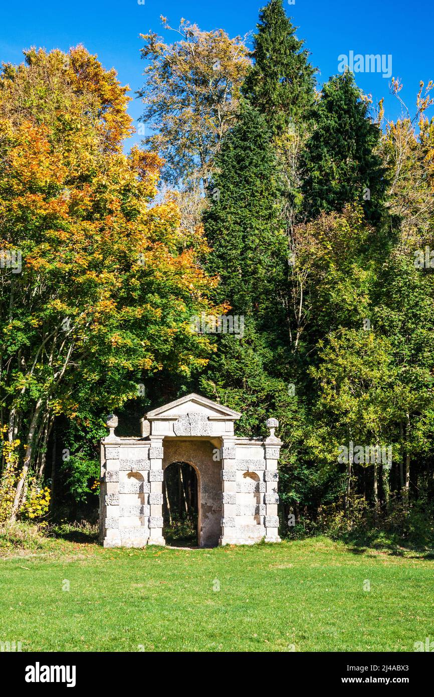 Autumn at Cirencester Park on the Bathhurst Estate in Gloucestershire ...