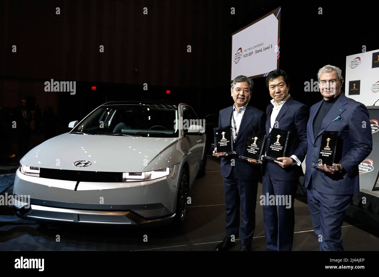 President and ceo of hyundai and genesis motor north america hi-res ...