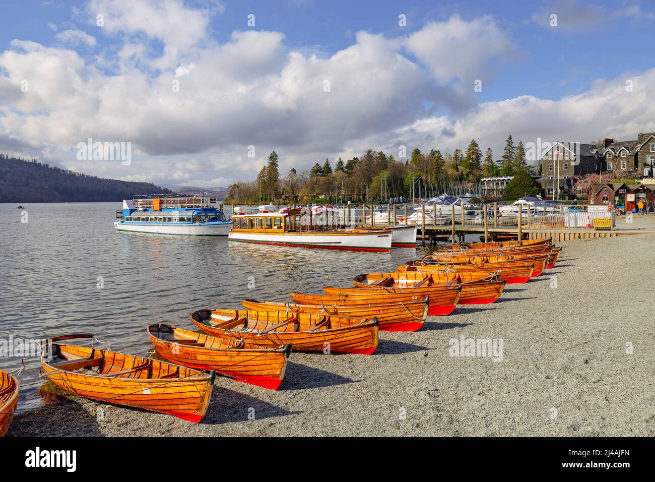 Lake District Cumbria 13th April 2022 UK.UK Weather Sunny afternoon ...