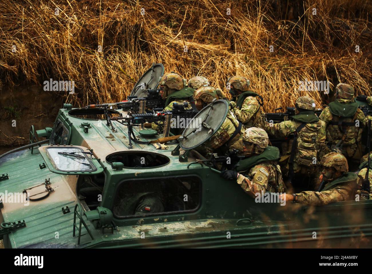 Paratroopers 508th parachute infantry hi-res stock photography and ...