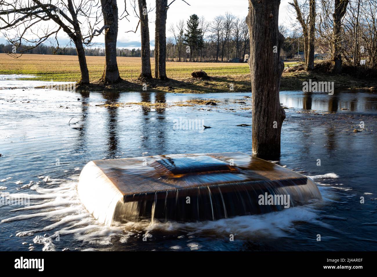 Tuhala witchs well hi-res stock photography and images - Alamy