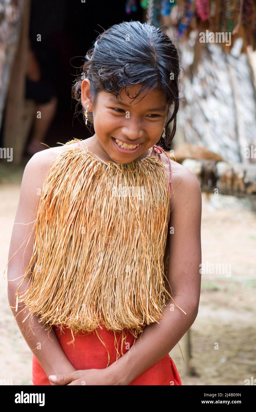 Yagua indian hi-res stock photography and images - Alamy