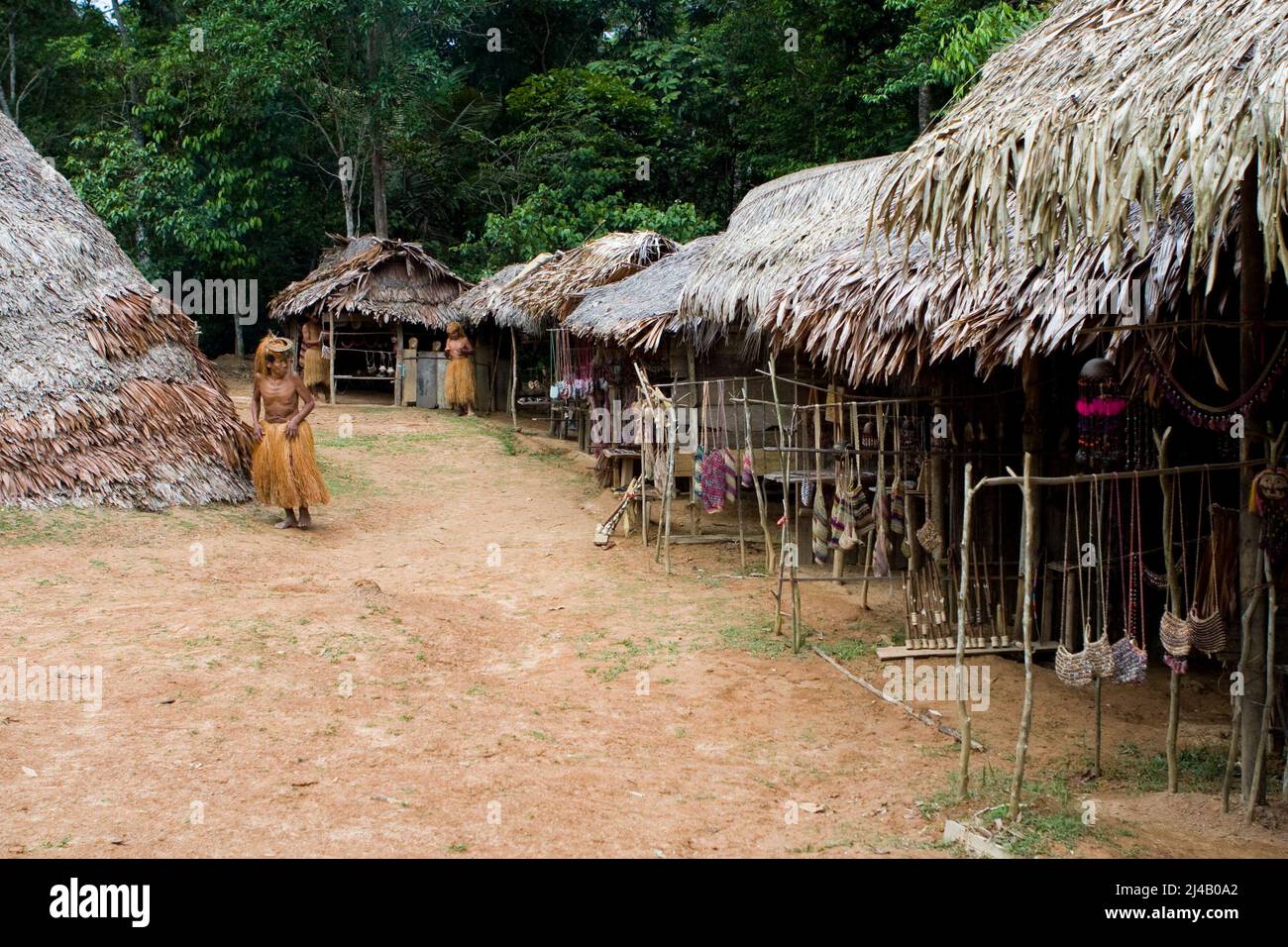 Yagua indians hi-res stock photography and images - Alamy