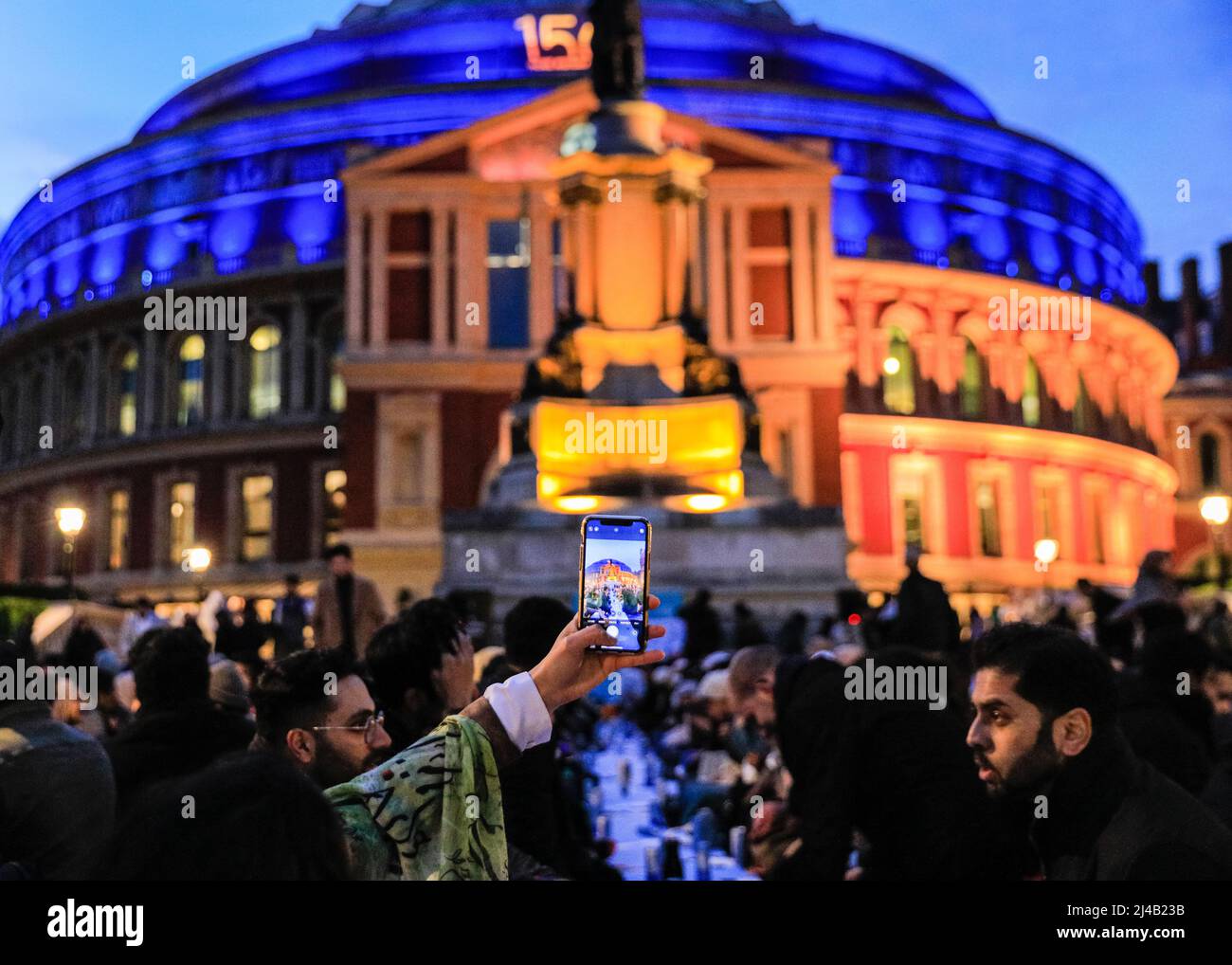 London, UK. 13th Apr, 2022. People take part in the UK's largest Open ...