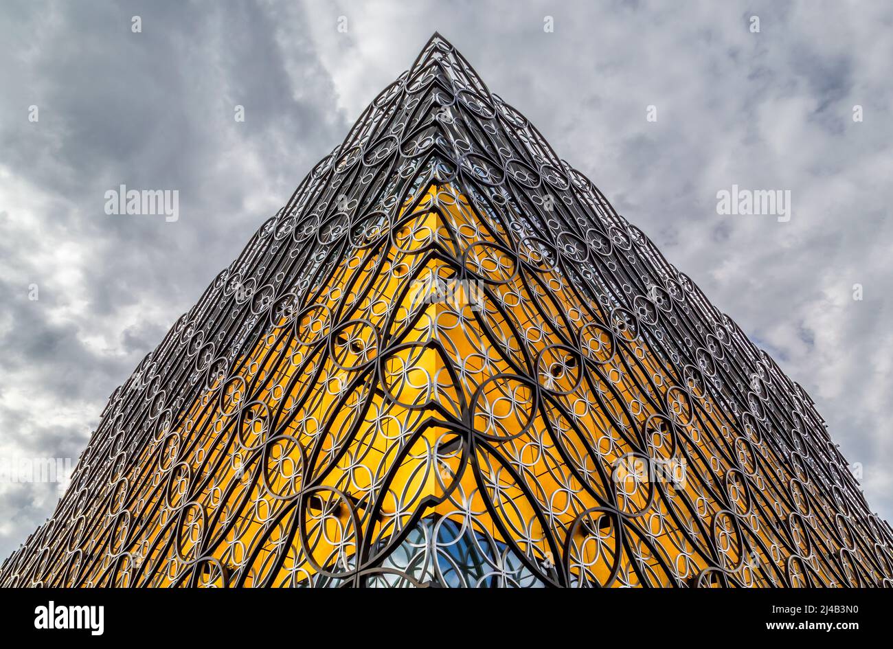 Filigree pattern hi-res stock photography and images - Alamy