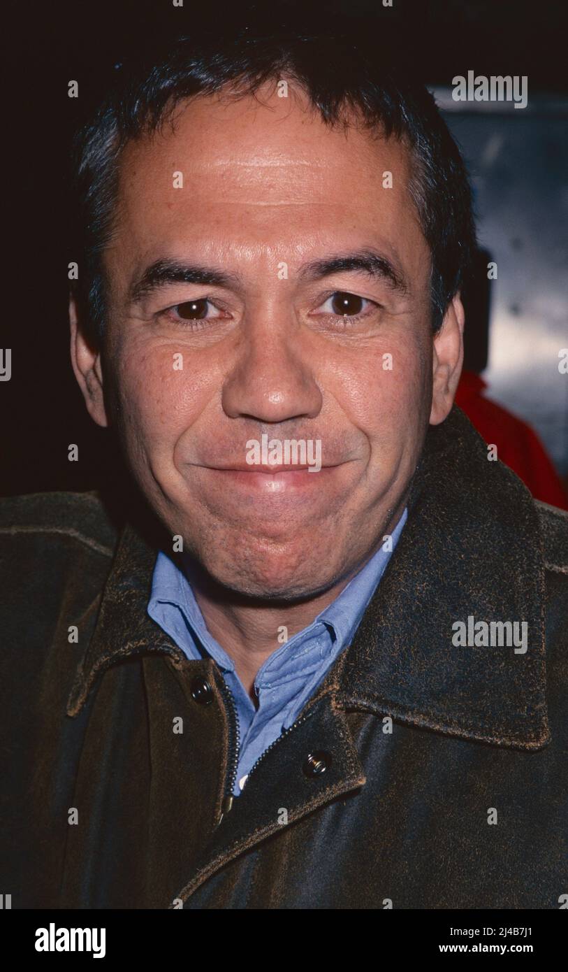 Gilbert Gottfried attends the premiere of "Dr. T and the Women" at the ...
