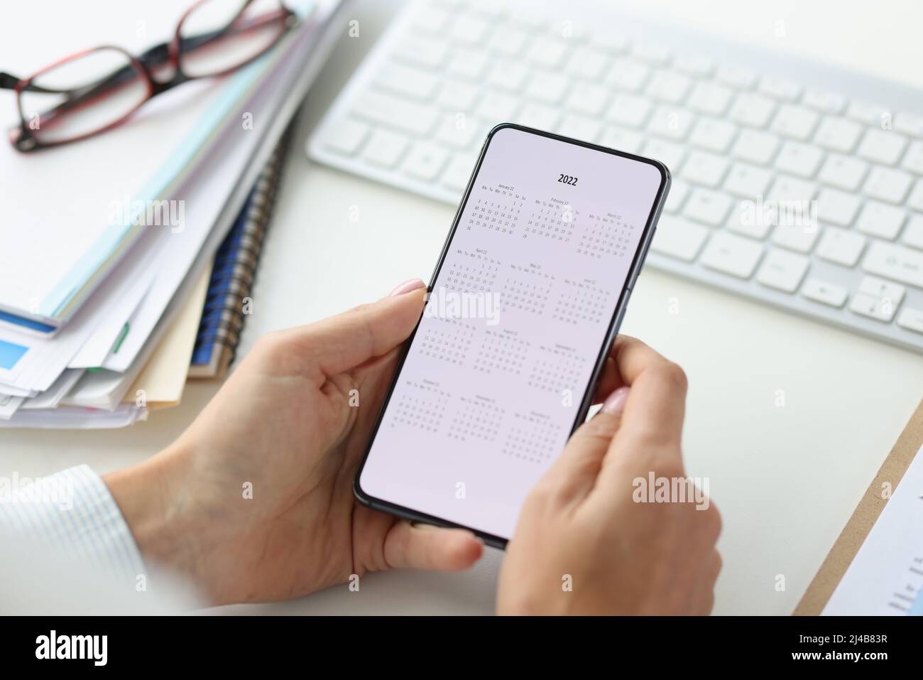 Calendar plan screen hi-res stock photography and images - Alamy